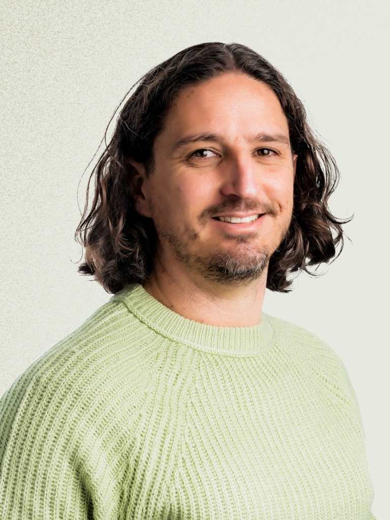 Daryl Glass - Simplr - Brand & Digital Creative Design Agency